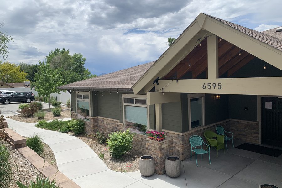 Memory Care Assisted Living at Applewood Our House