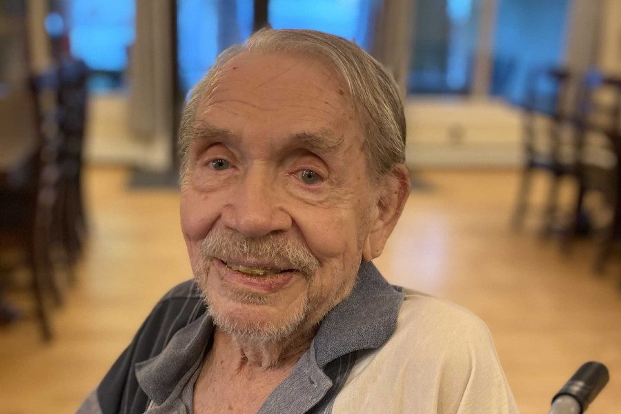 How to Cultivate Independence in Elderly Memory Care Residents