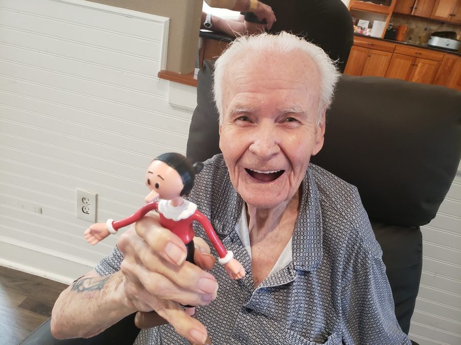 Why Smaller Memory Care Homes are Better for Seniors with Dementia